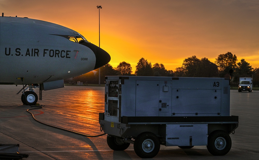 DVIDS - Images - Sunrise over Selfridge flightline