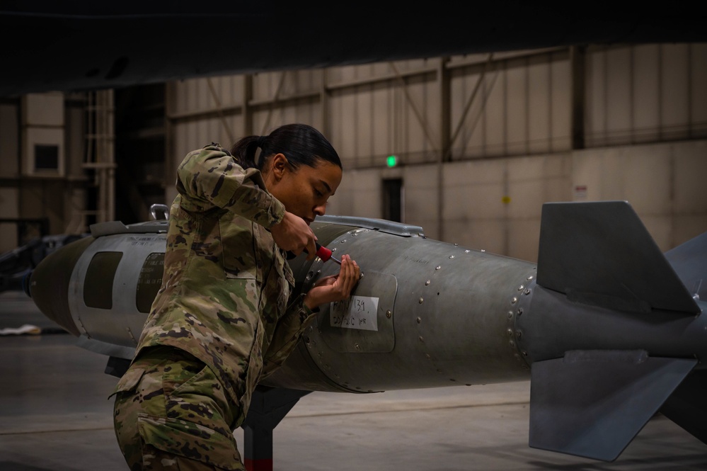 DVIDS - Images - Weapons Load Competition [Image 6 of 10]