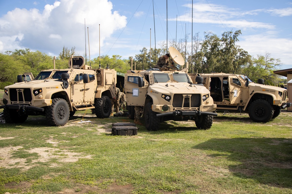 DVIDS - Images - 3d Marine Littoral Regiment displaces Alpha command node to Puuloa Range [Image ...