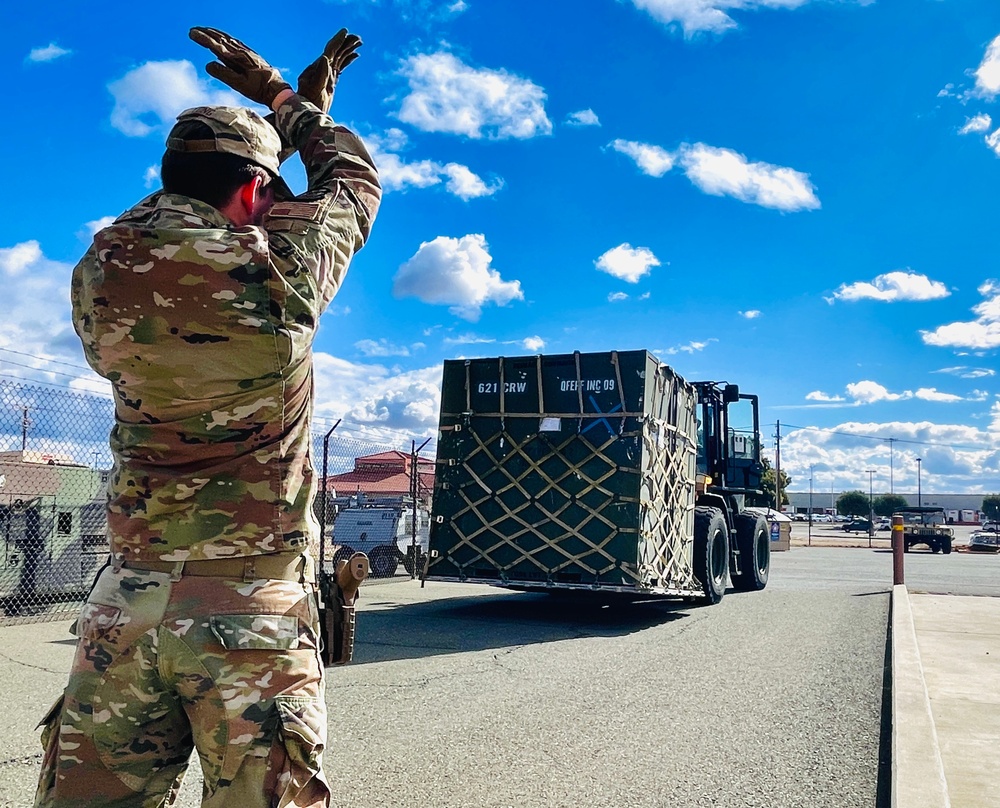 DVIDS - Images - 621st CRW participates in EDRE [Image 2 of 2]