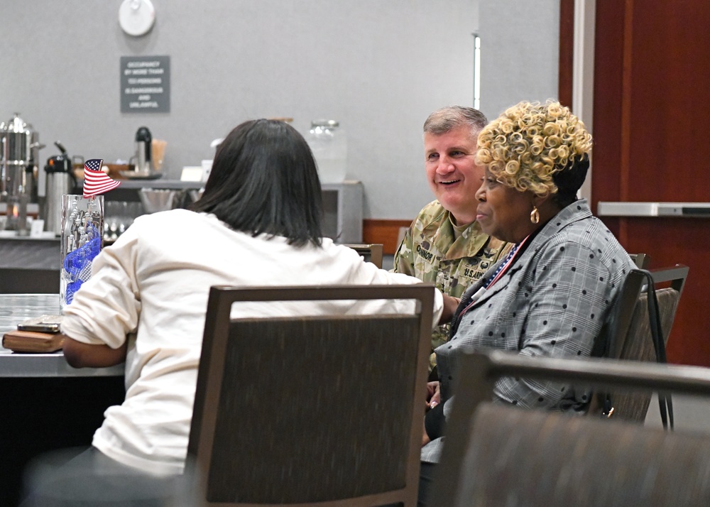 DVIDS - Images - AMCOM commander welcomes injured service members to ... DVIDS - Images - AMCOM commander welcomes injured service members to ...
