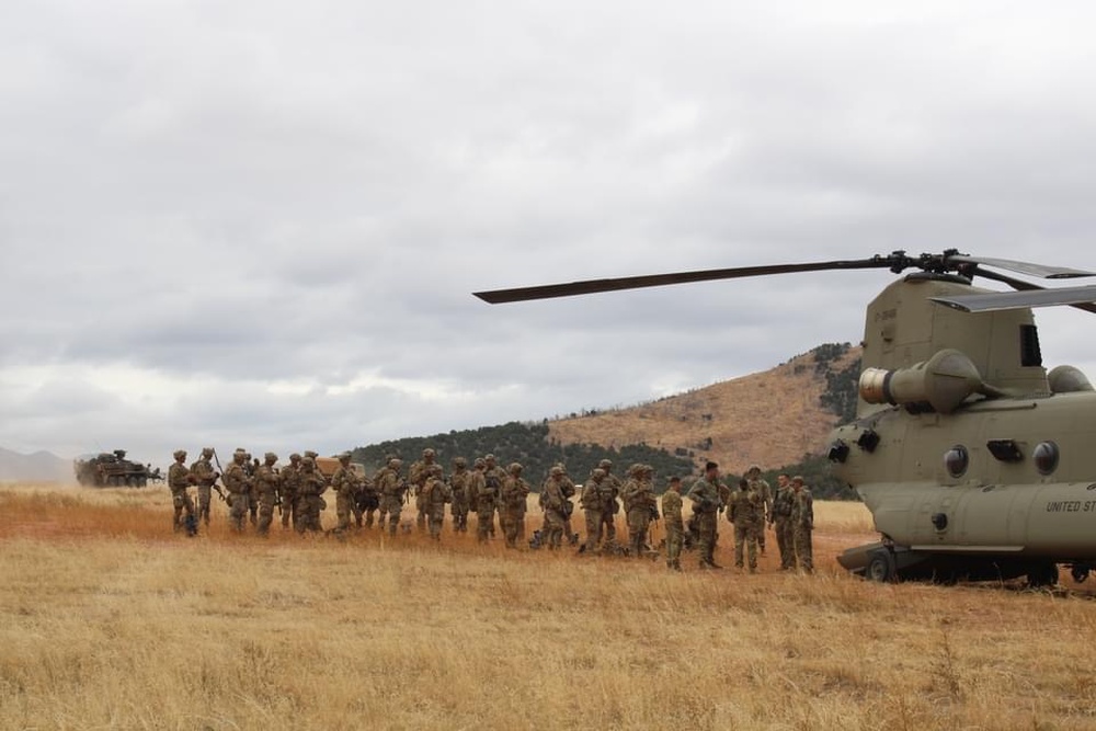 DVIDS - Images - Mountain Warrior Strike CH-47 Air Assault [Image 1 of 6]