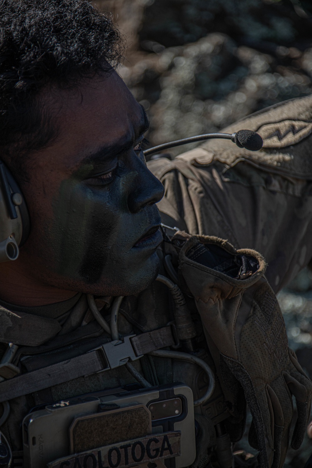 DVIDS - Images - JPMRC 23-01 - 1-21 Inf. Reg. Compound Assault [Image 3 ...
