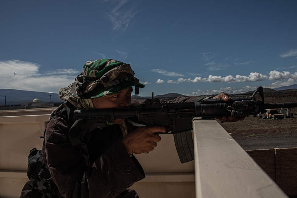 DVIDS - Images - JPMRC 23-01 - 1-21 Inf. Reg. Compound Assault [Image ...