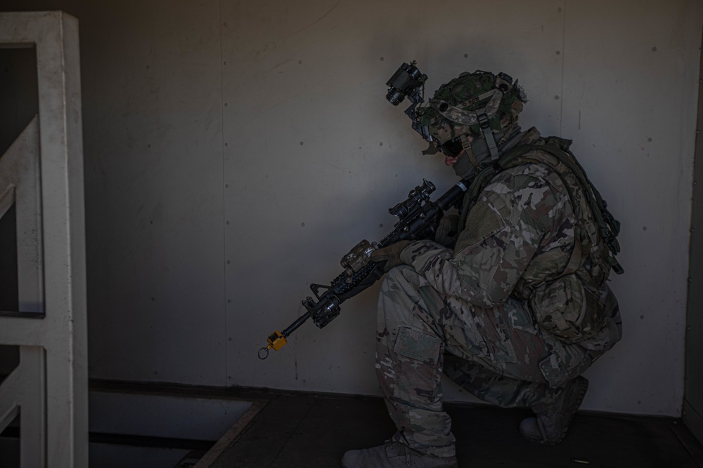 DVIDS - Images - JPMRC 23-01 - 1-21 Inf. Reg. Compound Assault [Image ...