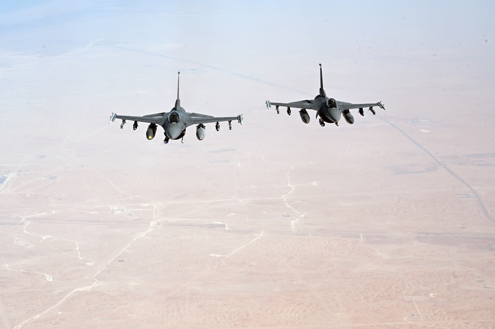 DVIDS - Images - F-16s conduct patrols in support of Operation Inherent ...