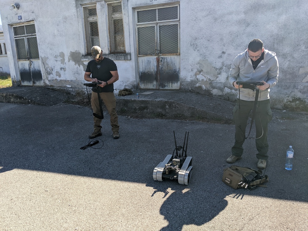 DVIDS - Images - MSGs, FBI observe EOD training in Montenegro [Image 2 ...