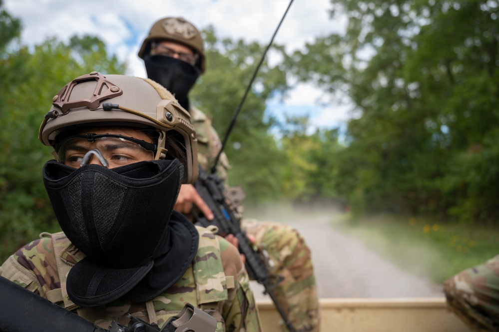 DVIDS - Images - A unique training opportunity for weather Airmen ...