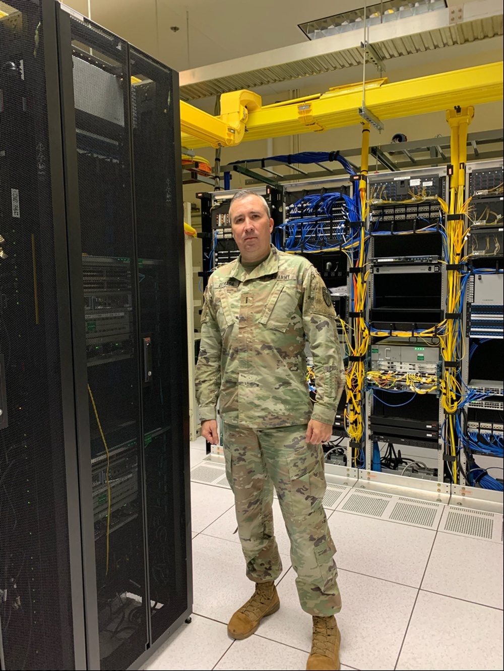 DVIDS - Images - Chief Warrant Officer 4, Jose Estrada at work [Image 2 ... DVIDS - Images - Chief Warrant Officer 4, Jose Estrada at work [Image 2 ...