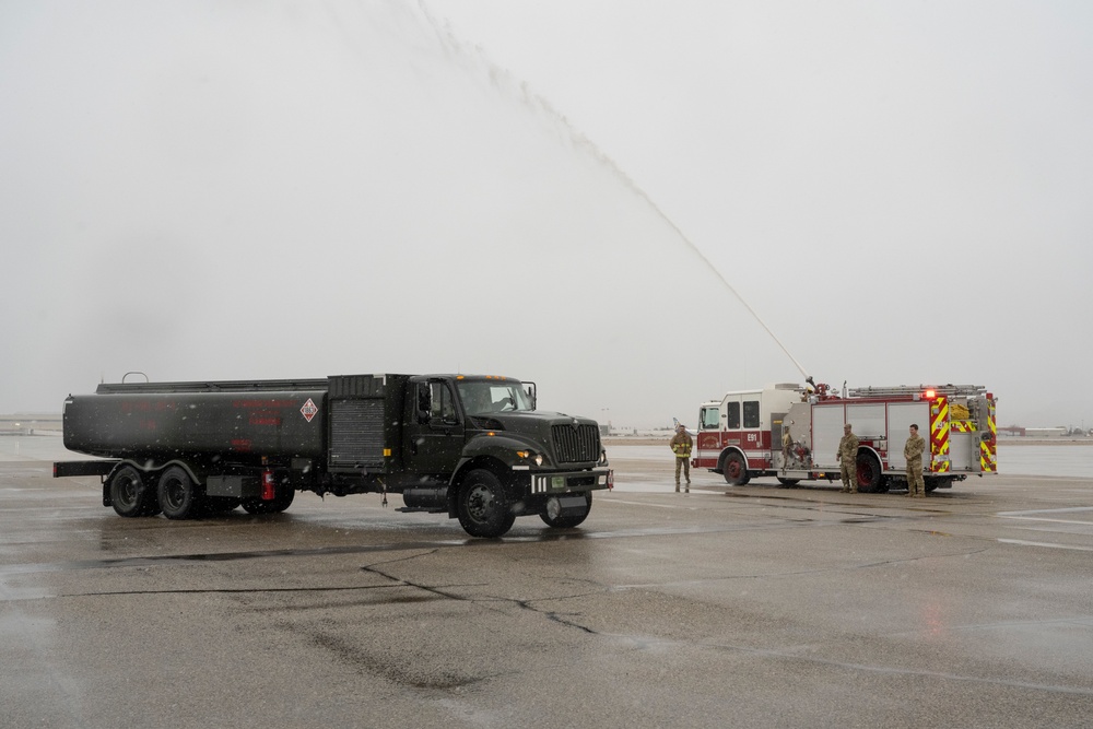 DVIDS - Images - Chief Tritle's Fini Fuel [Image 7 of 8]
