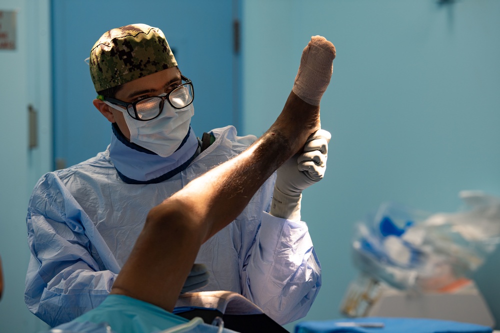 DVIDS - Images - Pacific Partnership 2022 Medical Personnel Perform ...