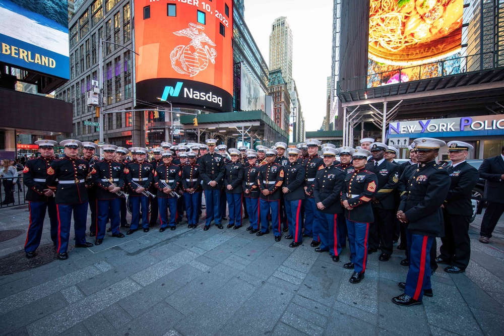 DVIDS - Images - Marines ring closing bell at NASDAQ on Marine Corps ...