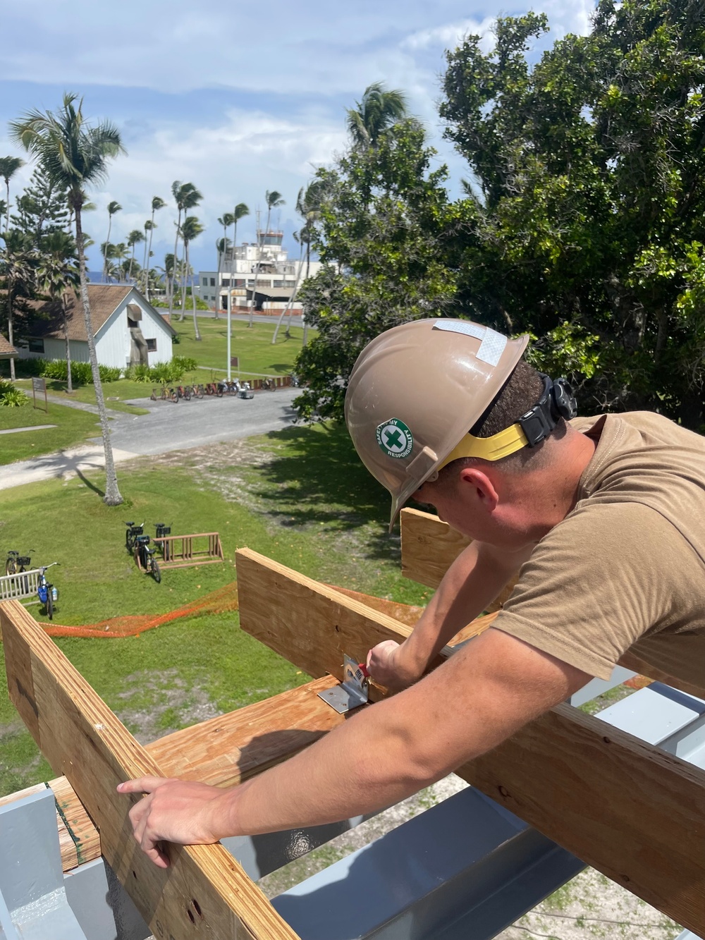 DVIDS - Images - Utilitiesman 3rd Class Michael Klemczak secures ...