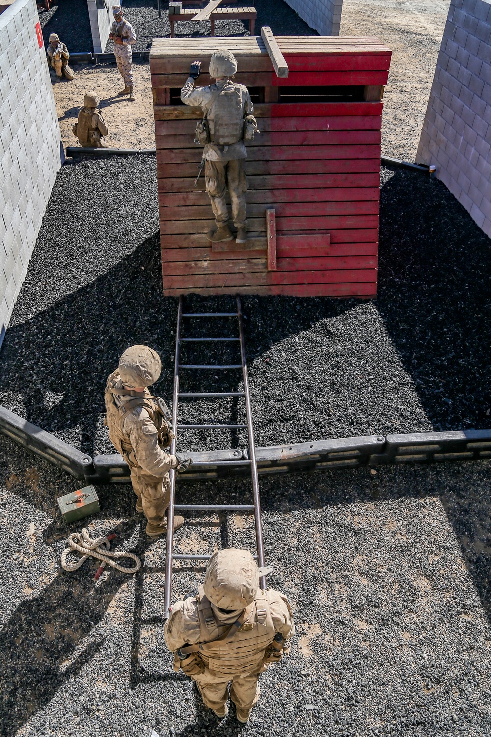 DVIDS - Images - Golf Company 12 Stalls [Image 11 of 16]