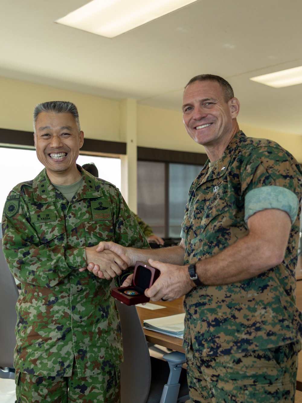 DVIDS - Images - Japanese Distinguished Visitors visit 3d MLR [Image 3 ...