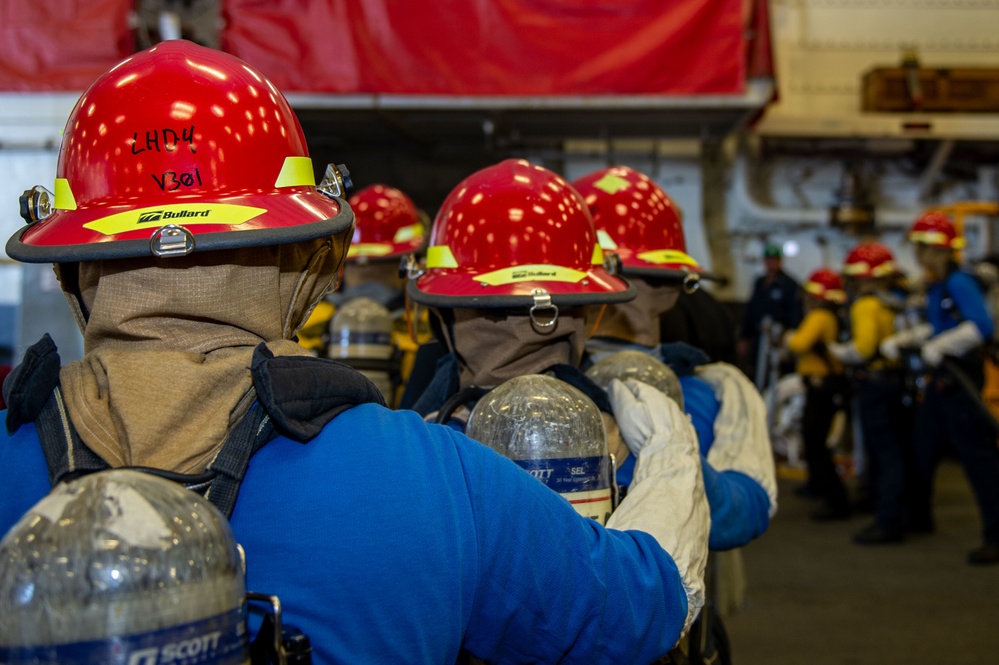 DVIDS - Images - Boxer Air Department fire drill [Image 3 of 3]