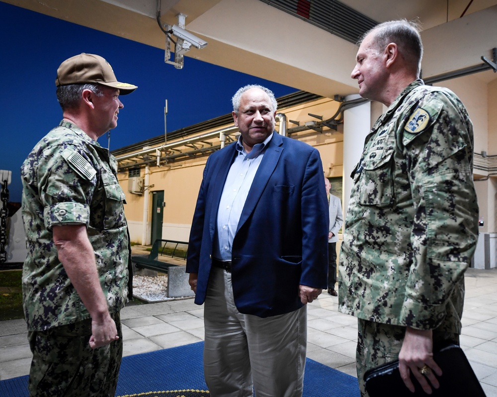 DVIDS - Images - Secretary of the Navy visits NAVEUR-NAVAF/SIXHFLT ...