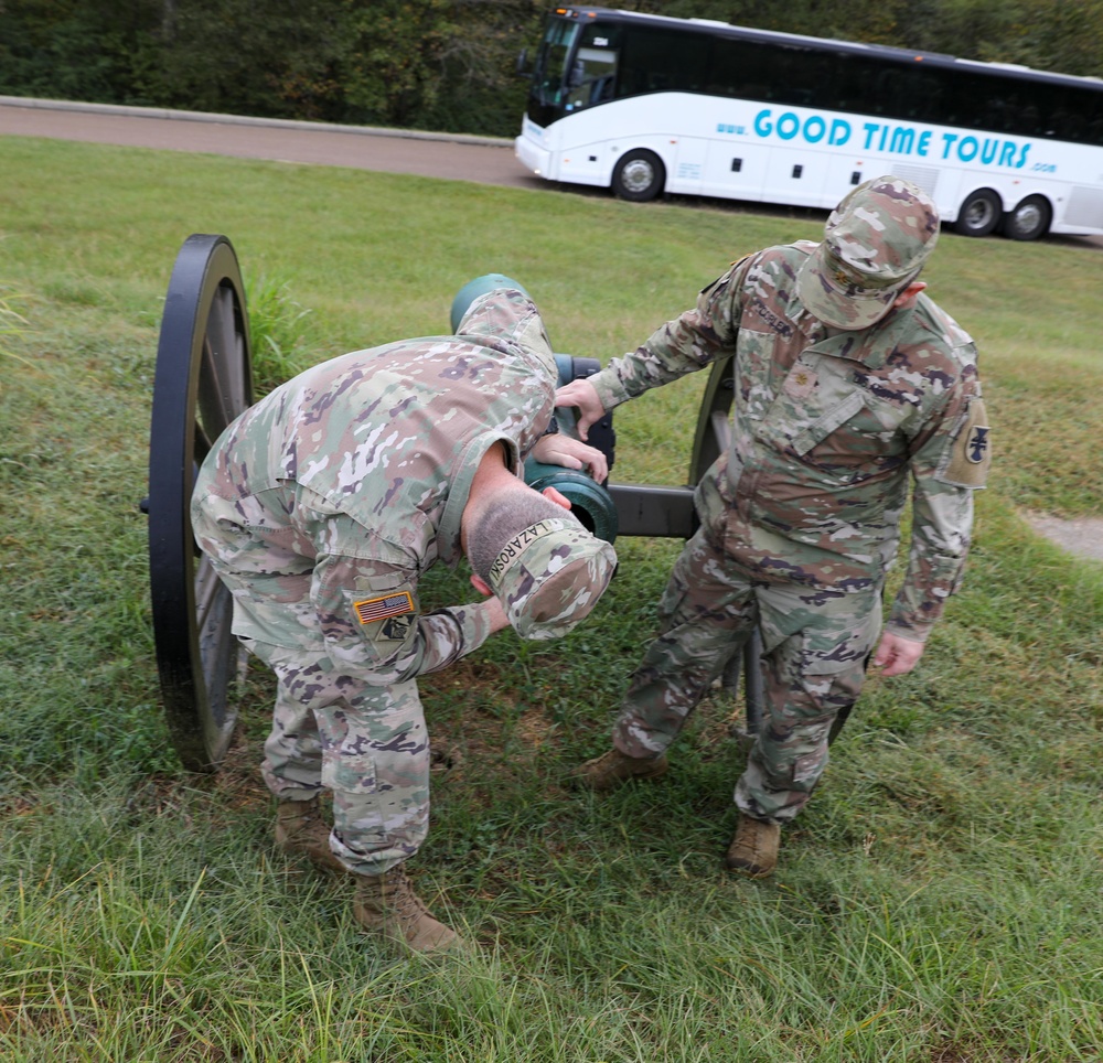 DVIDS - Images - 412th TEC visits the Vicksburg National Military Park [Image 5 of 10]