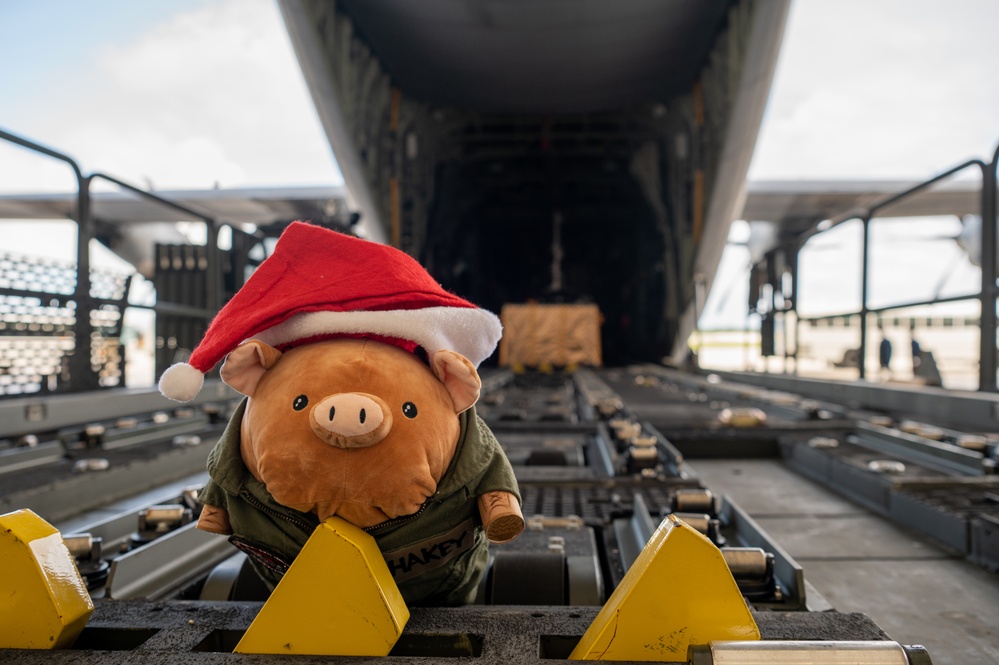 DVIDS - Images - Operation Christmas Drop push ceremony 2022 [Image 13 ...