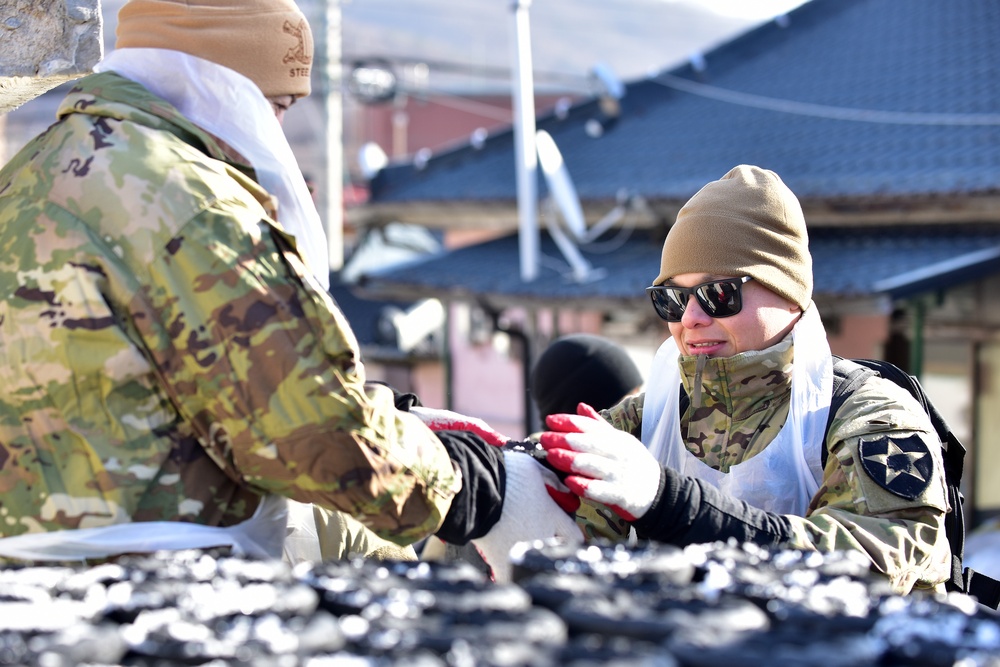 DVIDS - Images - 2ID/RUCD, 210th FAB Charcoal Delivery [Image 4 of 4]