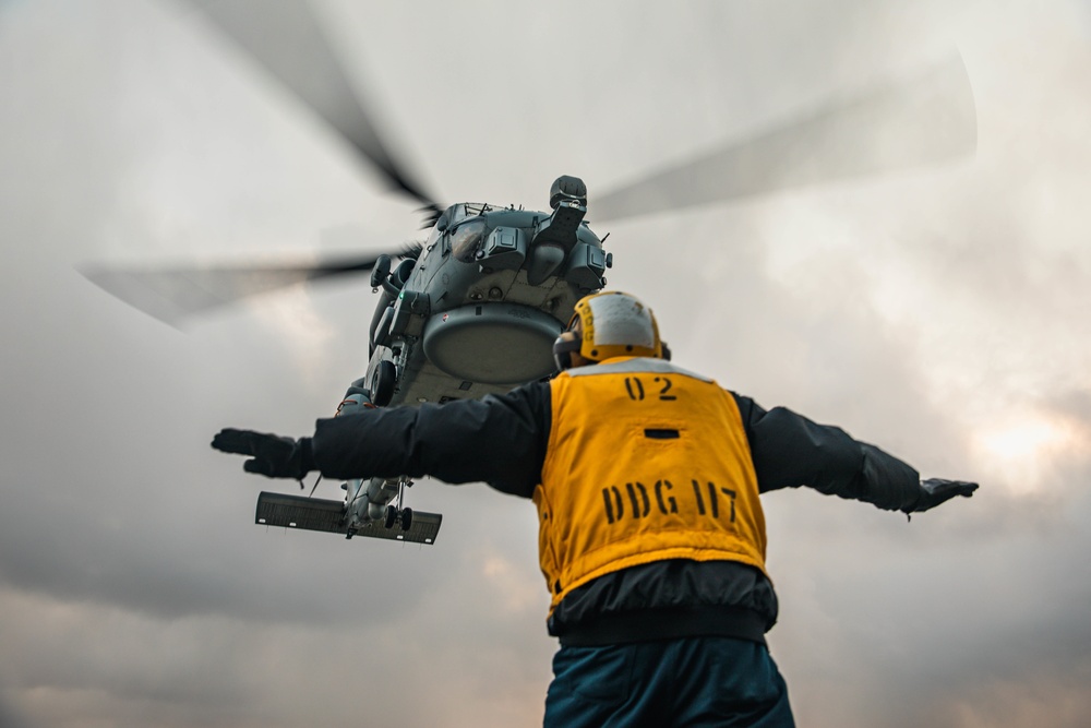 DVIDS - Images - USS Paul Ignatius (DDG 117) Conducts Flight Ops with ...