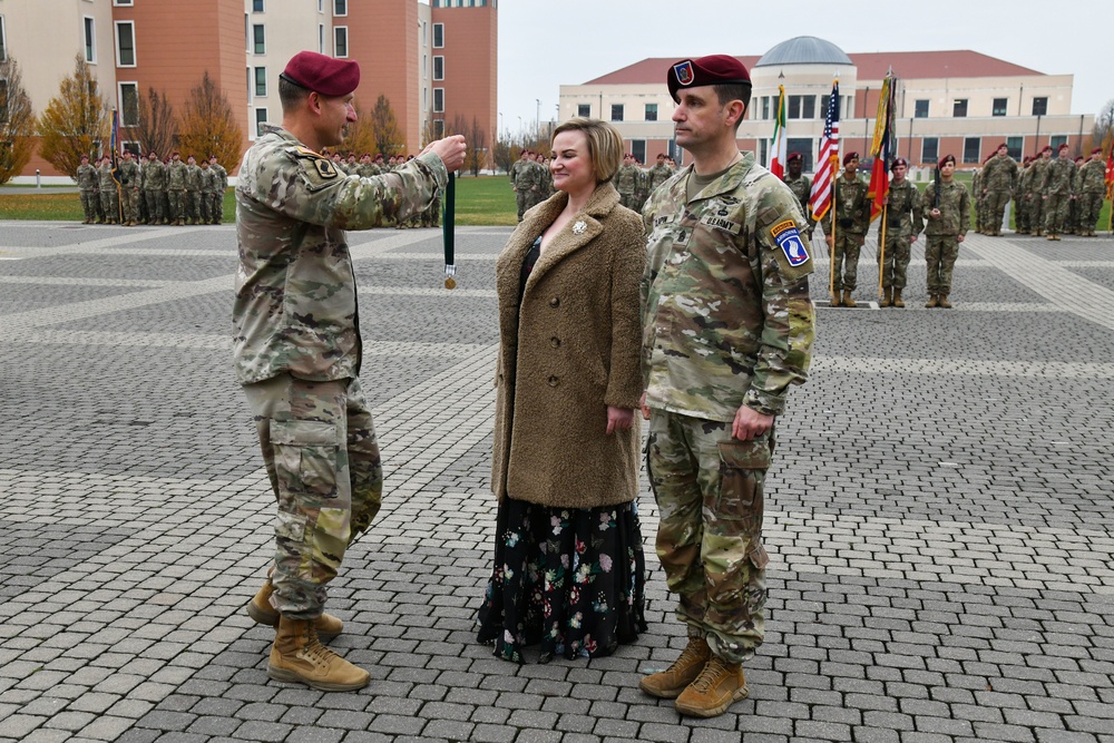 DVIDS - Images - Award Ceremony Command Sgt. Major Christopher D. Clapin [Image 1 of 6]