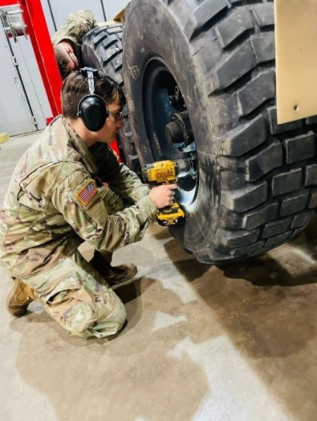 DVIDS - Images - Maintenance [Image 1 of 2]