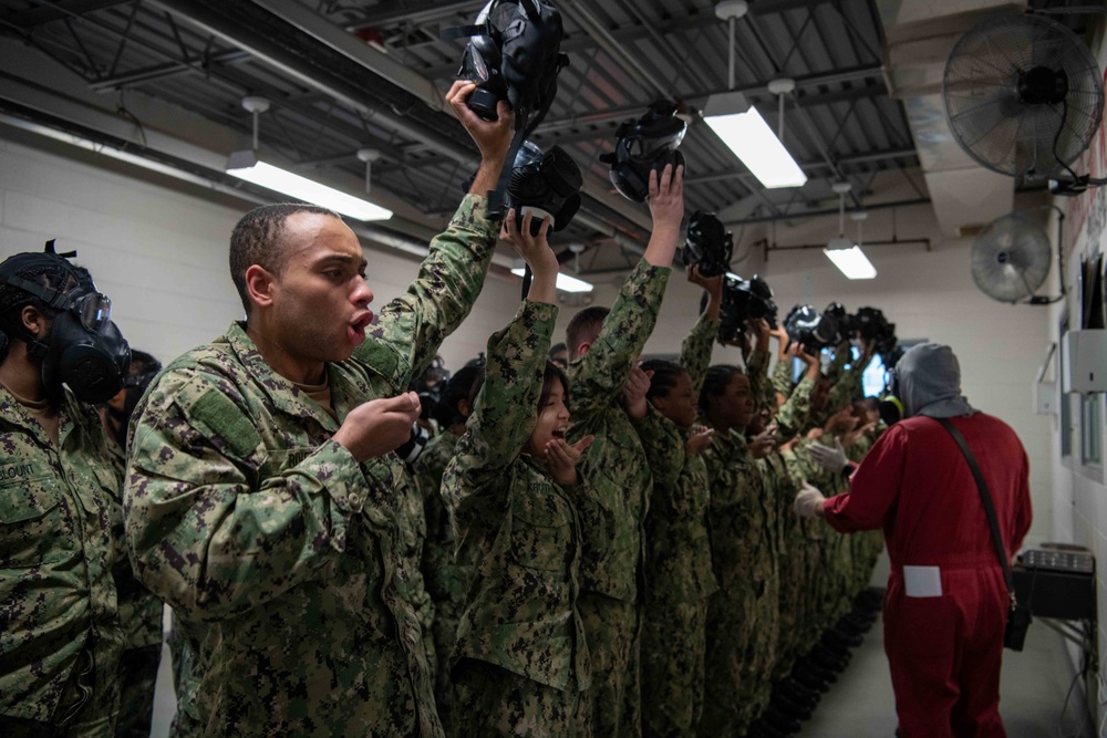 DVIDS - Images - Recruits at RTC participate in the confidence chamber ...