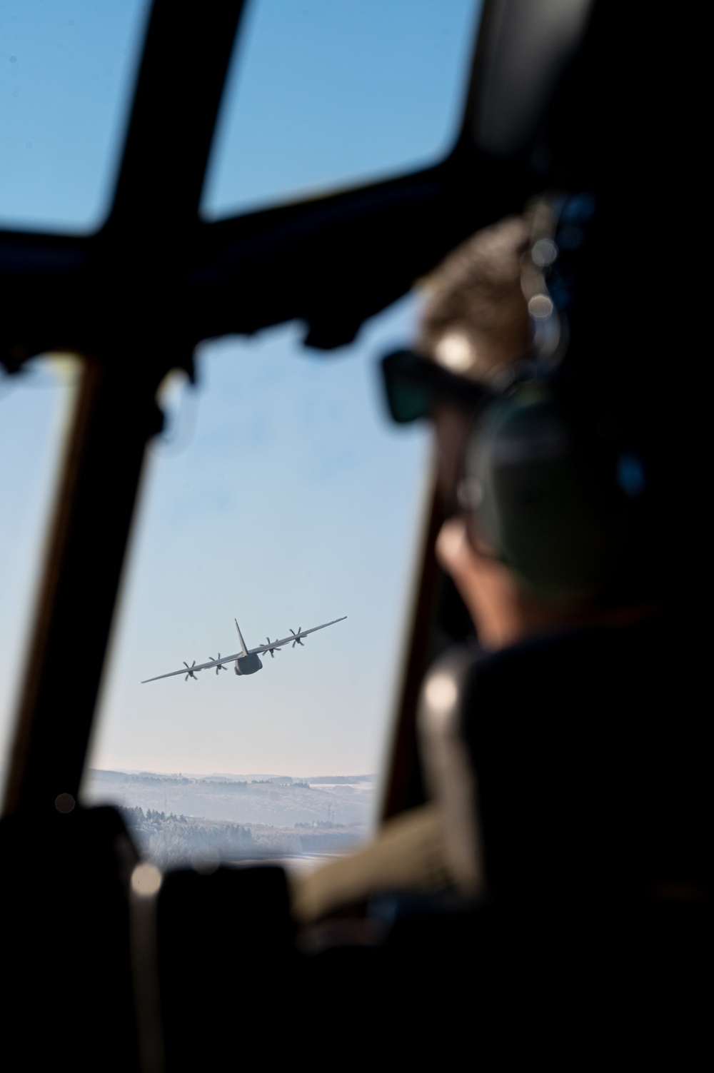 DVIDS - Images - NATO allies conduct joint drop training [Image 1 of 9]
