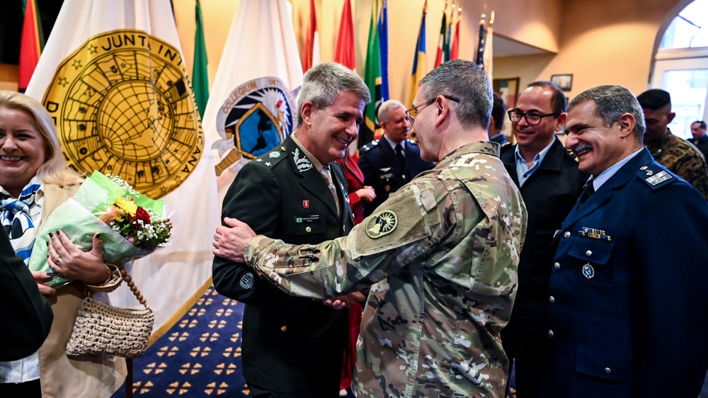 DVIDS - Images - IADC Vice-Director Farewell Ceremony [Image 61 of 75]
