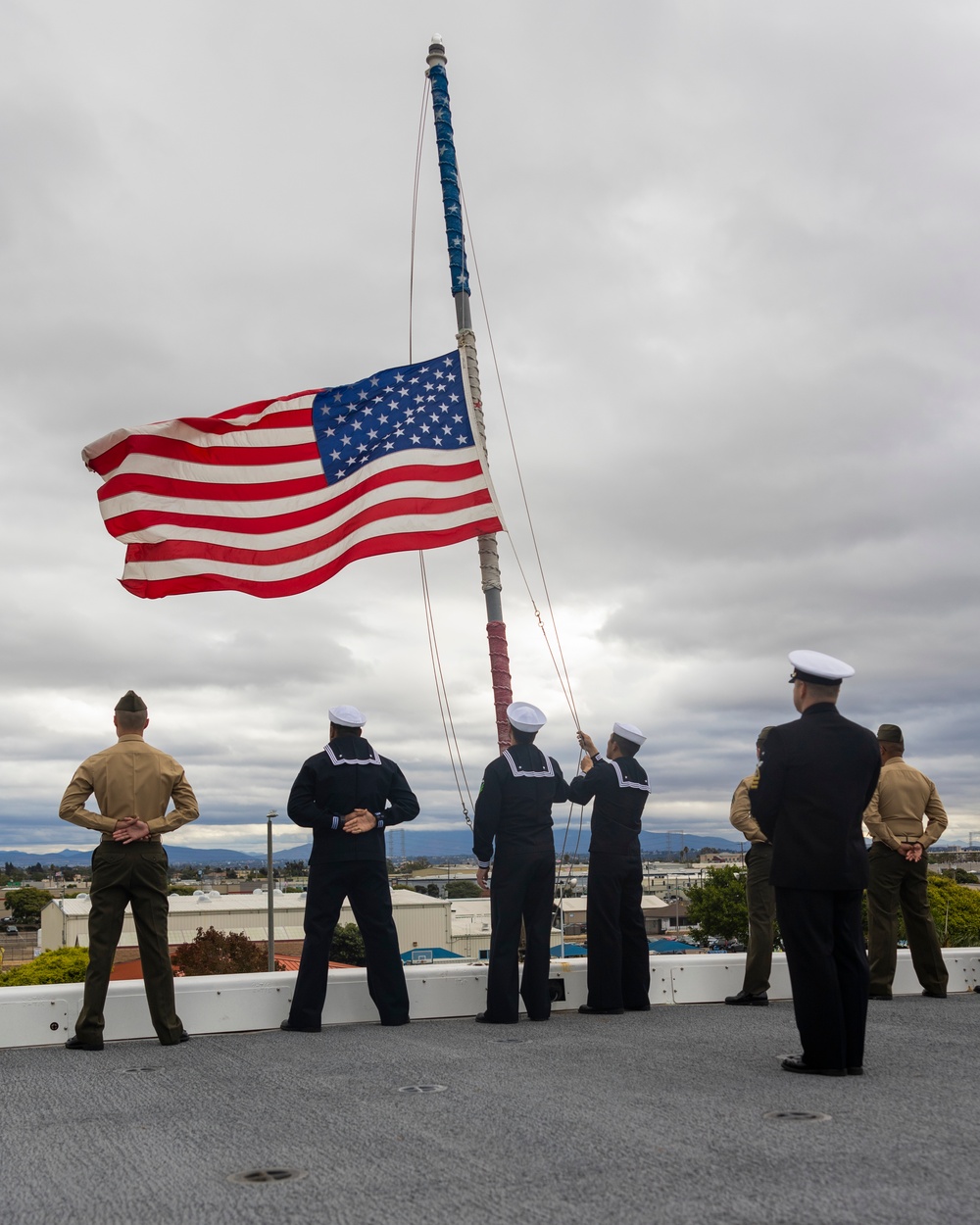 DVIDS - Images - USS Anchorage Man the Rails [Image 1 of 4]