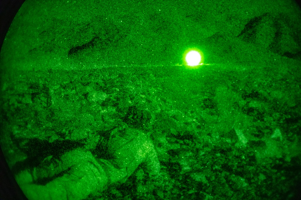 DVIDS - Images - 3/7 Conducts live-fire night range [Image 13 of 26]