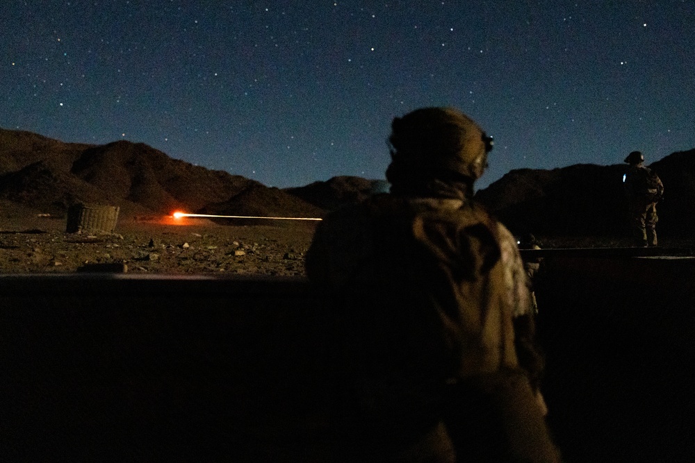 DVIDS - Images - 3/7 Conducts live-fire night range [Image 19 of 26]