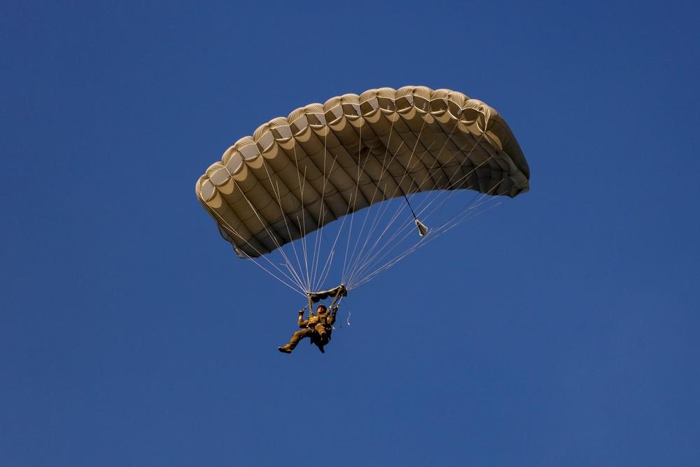DVIDS - Images - CARAT Indonesia 2022 13th MEU Freefall Jump [Image 3 of 4]