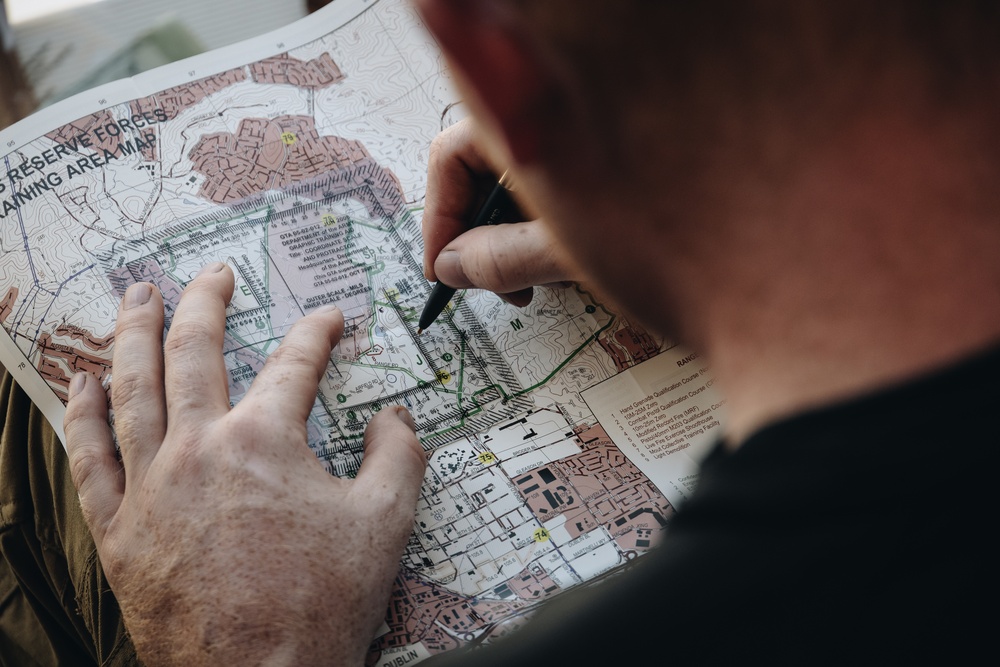 DVIDS - Images - RS San Francisco: Officer Candidate Pool Function [Image 2 of 8]