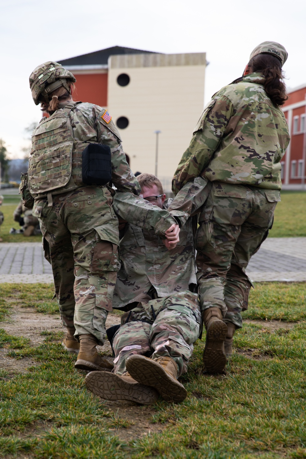 DVIDS - Images - SETAF-AF hosts Combat LifeSaver Course [Image 1 of 3]