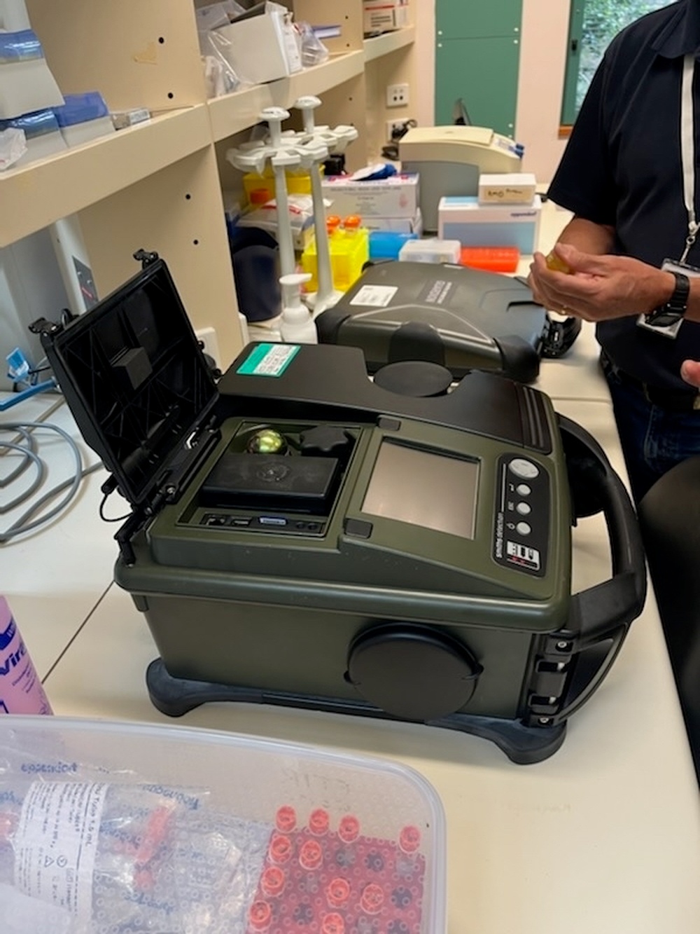 DVIDS - News - U.S. Army medical laboratory forges relationship with Australian Defence Force ...