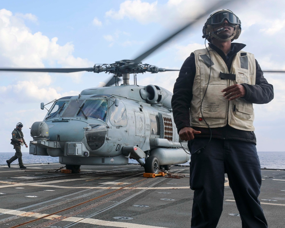DVIDS - Images - USS Chancellorsville flight quarters [Image 4 of 7]