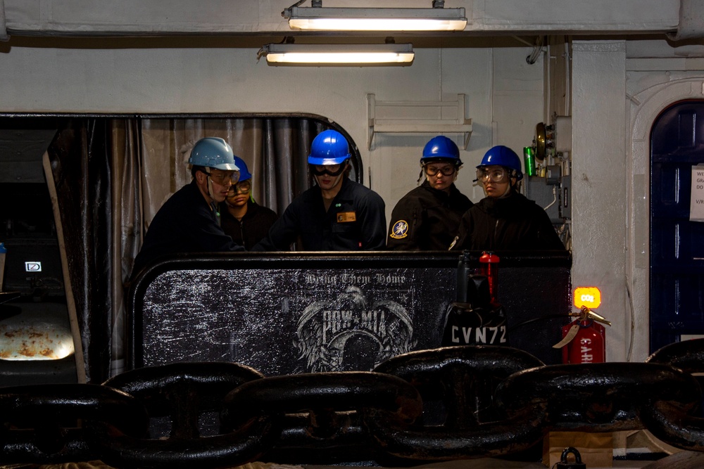 DVIDS - Images - Abraham Lincoln conducts an anchor drop test [Image 2 ...