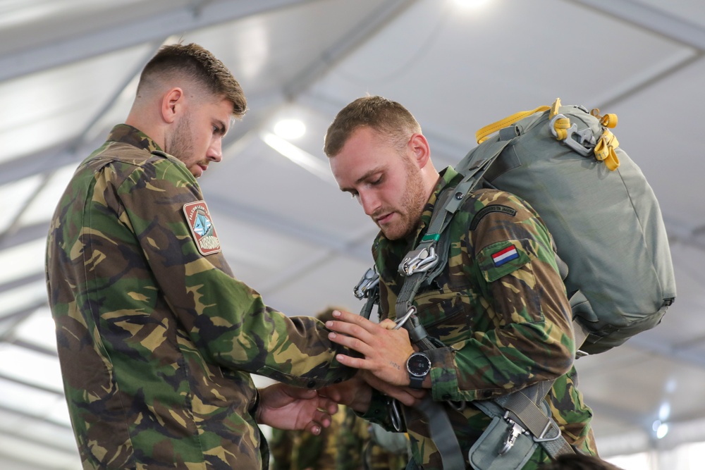 DVIDS - Images - Operation Falcon Leap 2022 - Day 2 [Image 4 of 4]