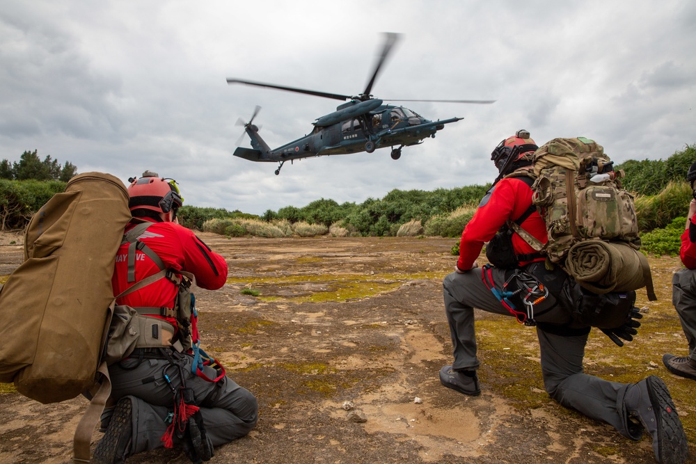 DVIDS - Images - Bilateral Search and Rescue Exercise: Strengthening ...
