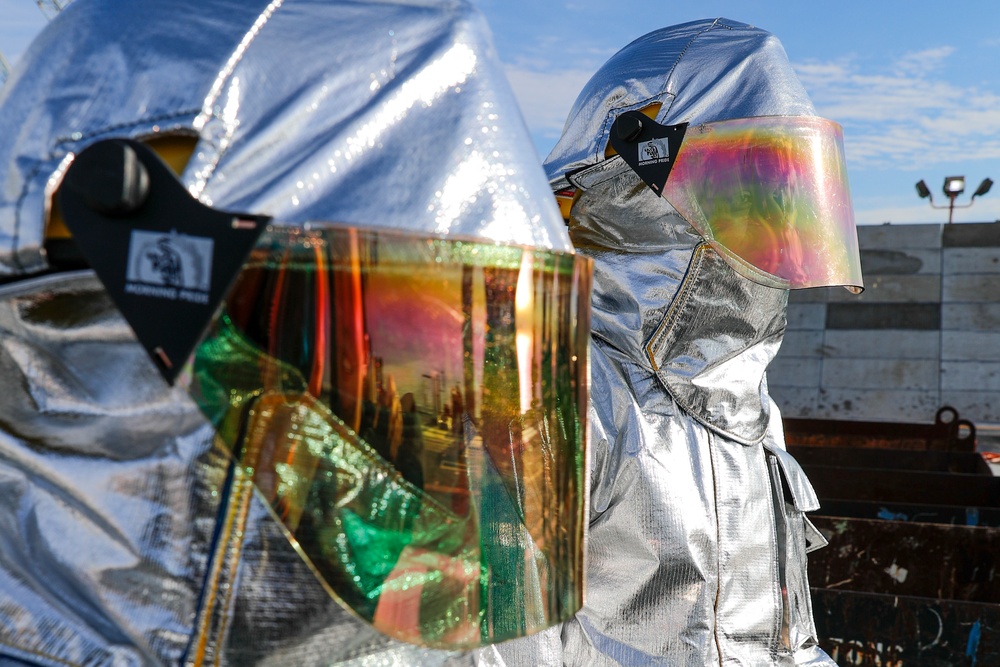 DVIDS - Images - George Washington Simulates Underway: Flight Deck ...