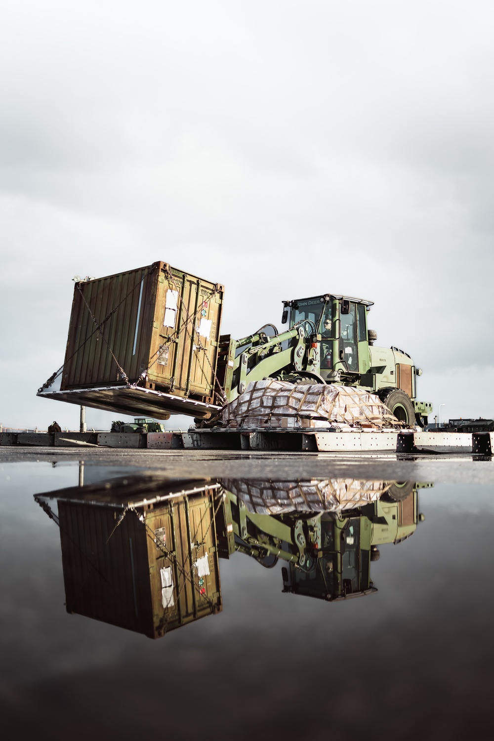 DVIDS - Images - III MSB | Main Body Leaves for South Korea [Image 2 of 2]