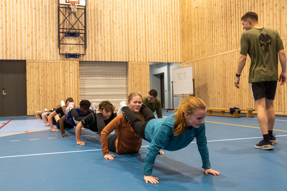 DVIDS - Images - Deployed U.S. Marines Lead Norwegian Youth in Workouts ...
