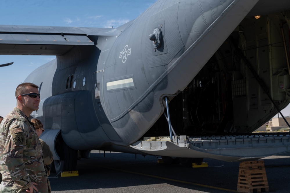 DVIDS - Images - From ground to air, they’ll get it there; 165th ...