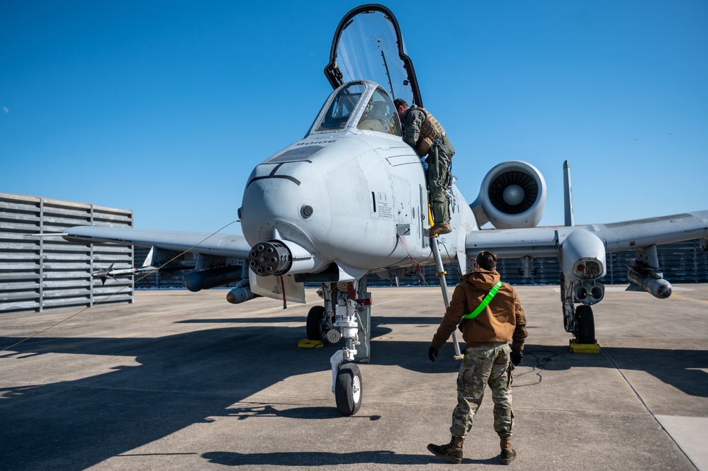 DVIDS - Images - Team Osan arrives at Gwangju for contingency ...