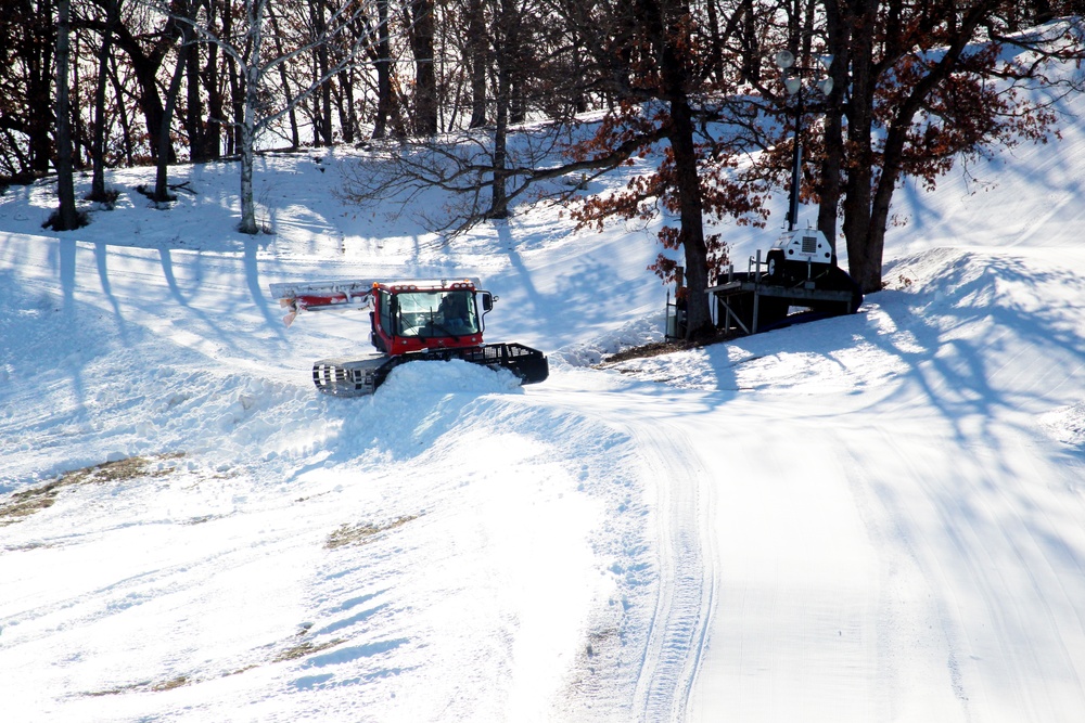 DVIDS - Images - Snow groomer operations at Fort McCoy's Whitetail ...