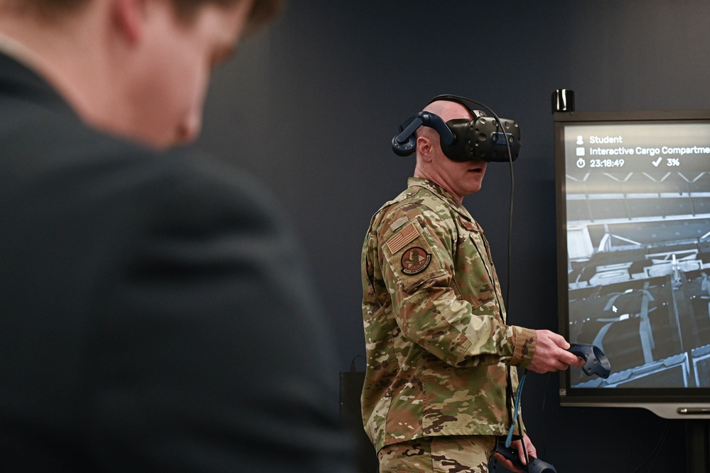 DVIDS - Images - STAFFDEL tour highlights 911th Airlift Wing's ...