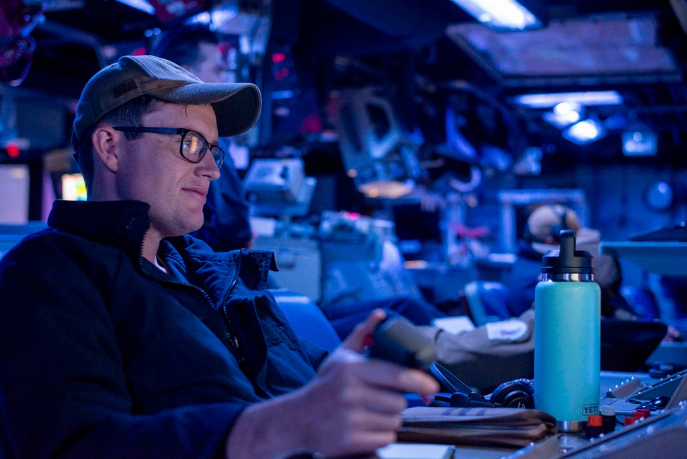 DVIDS - Images - Wayne E. Meyer Sailor Stands Watch [Image 1 of 3]