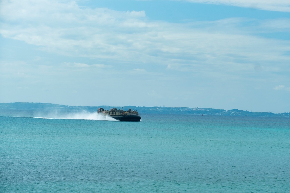 DVIDS - Images - LCAC Amphibious Operations: Iron Fist 23 [Image 4 of 7]